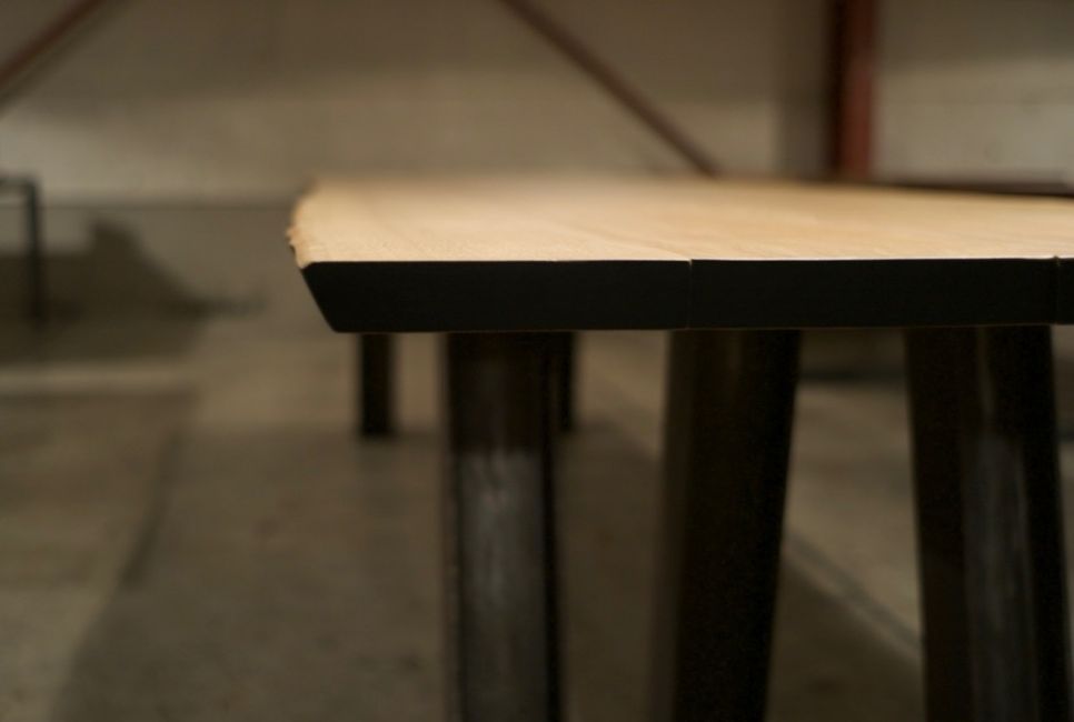 VIR table by Heerenhuis: with rough oak top (see exclusive videos)